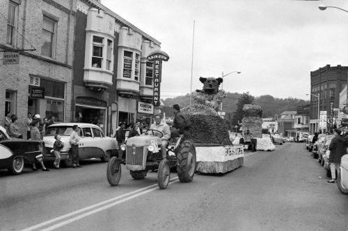 Buckhannon's West Virginia Strawberry Festival Is The Third Week In May