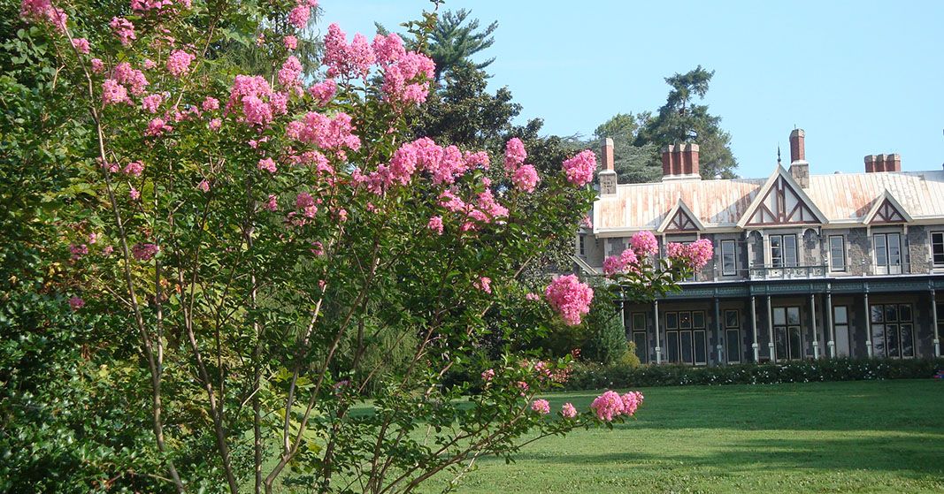 Tour The Gorgeous Rockwood Mansion And Estate To Learn About This ...