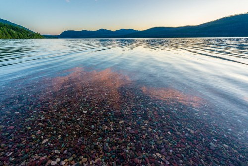 Visit The Rainbow Rock Lake In Montana With Stunning Views