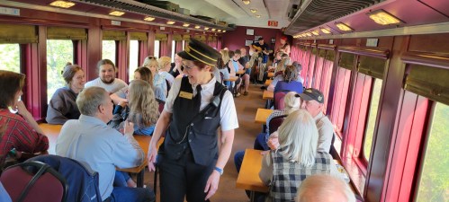 Enjoy These Stunning Scenic Train Rides In Michigan