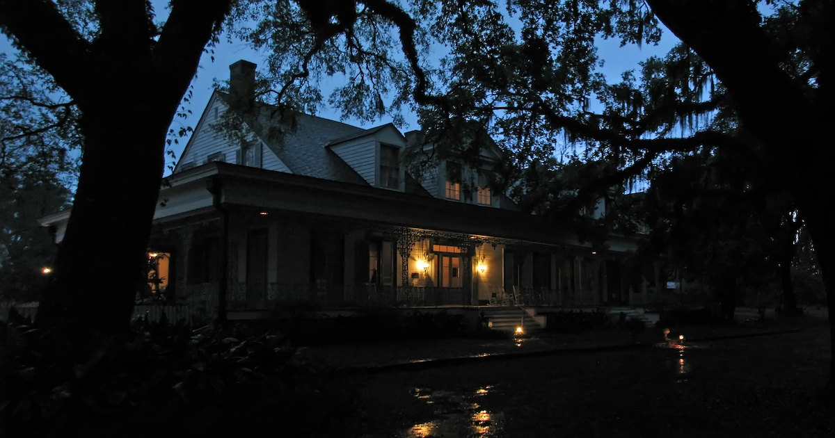 10 Haunted Places in Louisiana That Are Downright Creepy