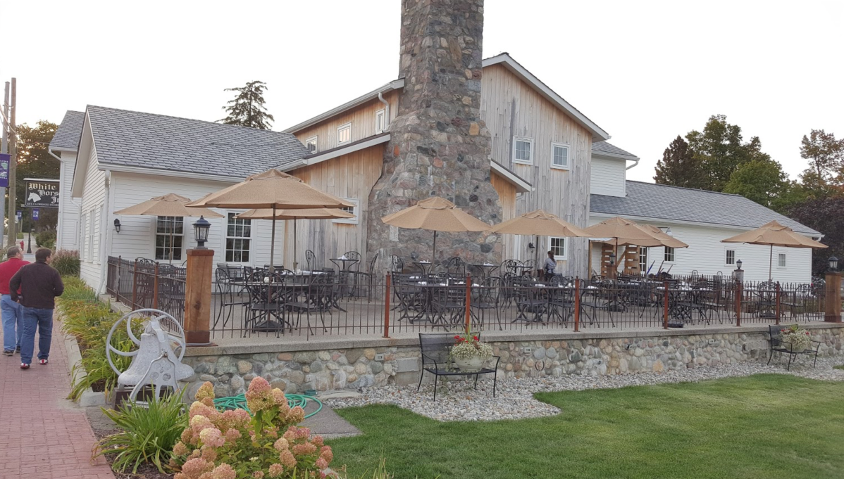 Here Are 9 Great Small Town Restaurants Near Detroit