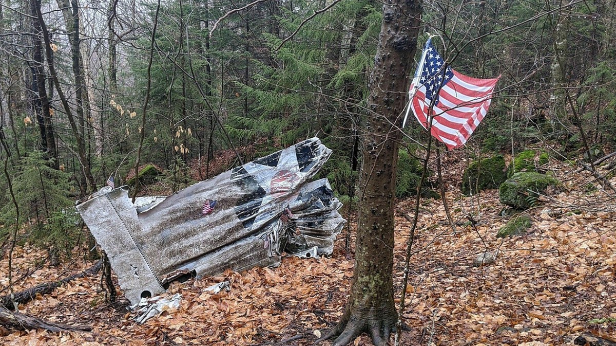 This New Hampshire Forest Trail Holds A Forgotten Secret Of The 1940s