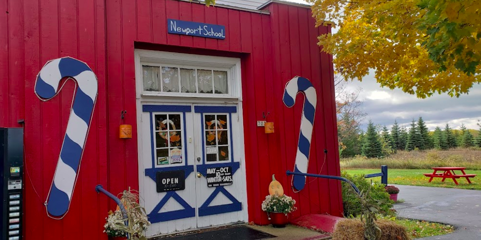 The Absolutely Whimsical Candy Store In Wisconsin, Uncle Tom's Candies