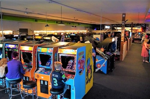 Arkadia Retrocade In Arkansas Features Over 150 Vintage Games
