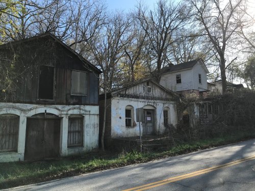 Explore A Waterfall And The Ruins Of An Old Mill At Glendale Shoals In ...