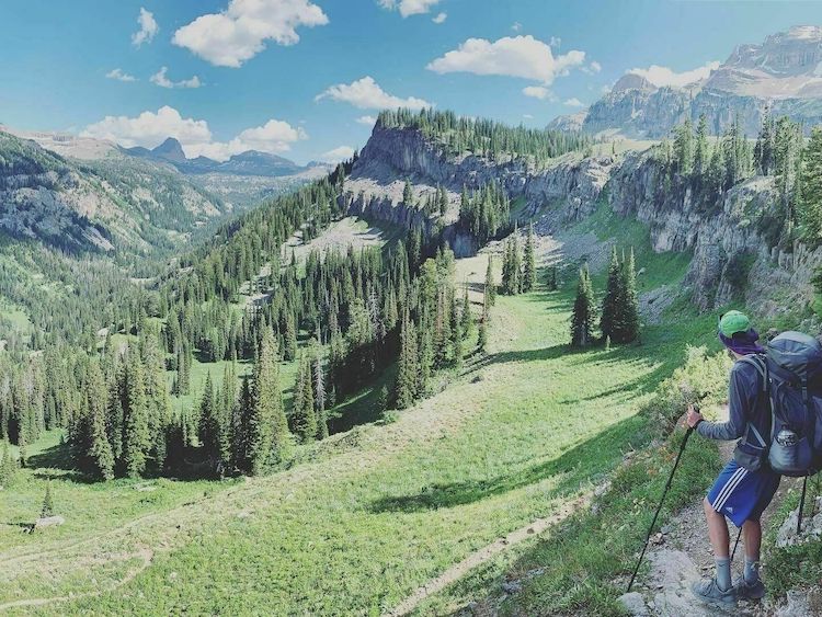 Hike The Alaska Basin Trail With Beautiful Overlooks In Wyoming
