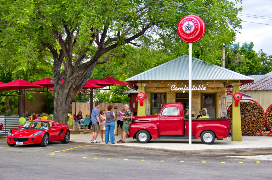 Comfort Pizza Is The Best Small-Town Pizza Joint In Texas