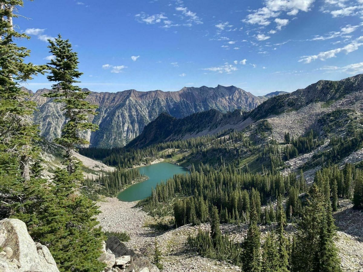 The Red Pine Lake Trail In Utah Takes You To An Emerald Lake