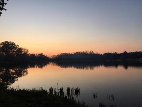 There's A Lake Hidden At Metamora-Hadley Recreation Area In Michigan