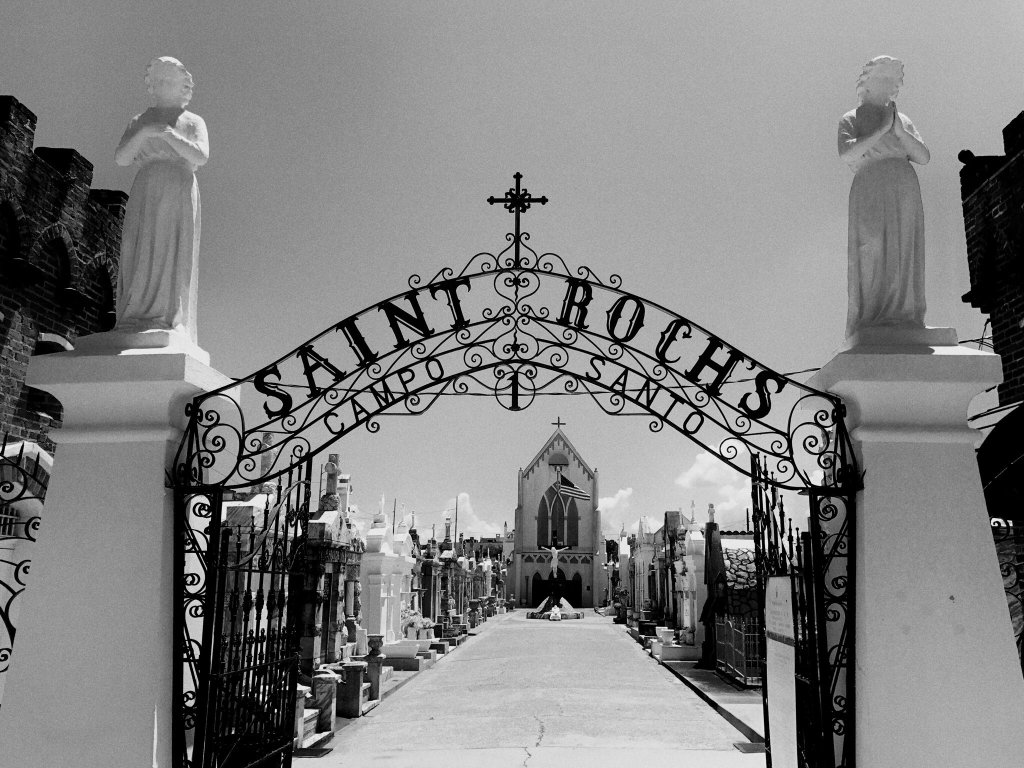 The St. Roch Cemetery Is One Of Louisiana's Spookiest Cemeteries