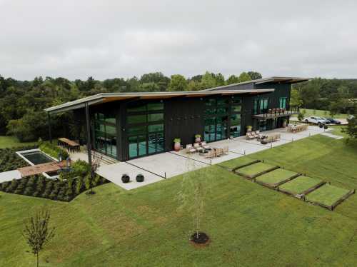 Enjoy A 5-Course Dinner And Cocktails At Infinity Farms In Mississippi