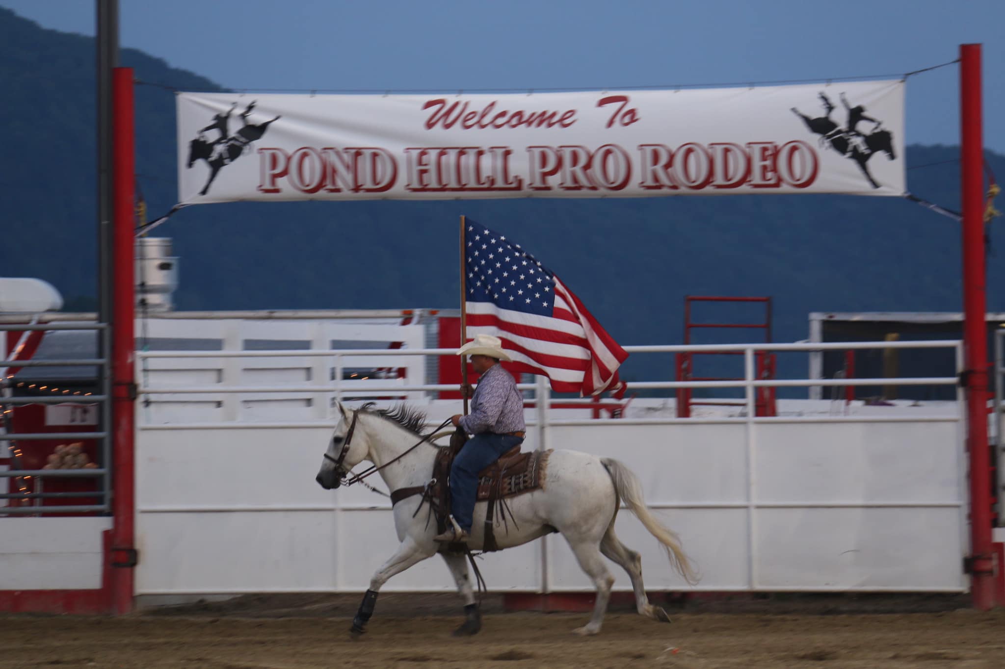 For A One Of A Kind Wild West Experience Head To The Only Rodeo In Vermont