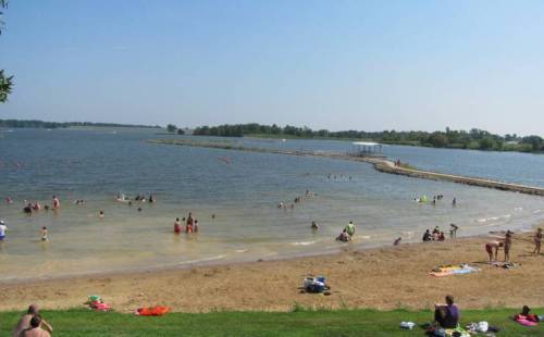 Make A Splash At These 6 Beaches In Missouri This Summer