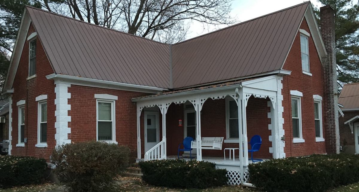 You Can Stay Overnight At A Historic Shoe Factory Airbnb In Illinois