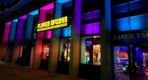 Flipper McCoys: Laser Tag And Arcade Games In Virginia Beach