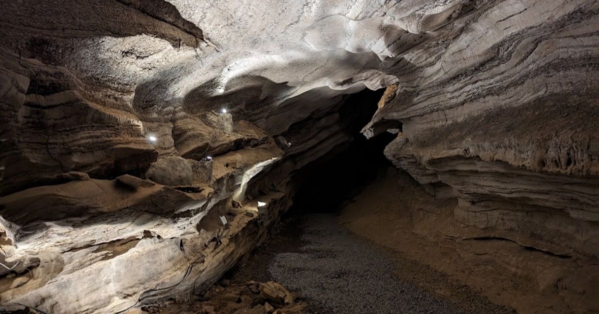 These 7 Caves In Tennessee Are The Perfect Spots To Cool Down This Season