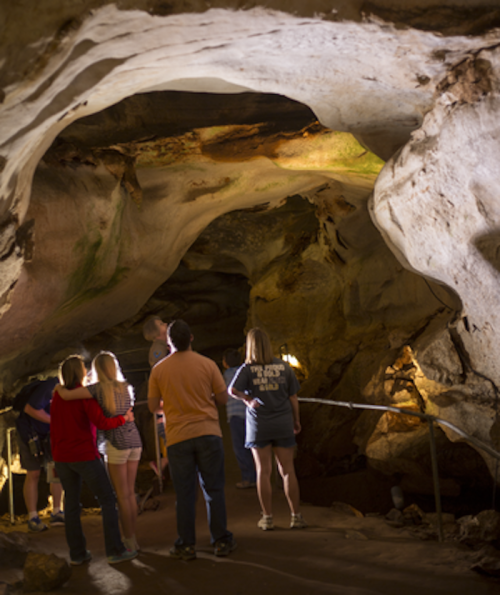 Hike Through An Ancient Cave In Oklahoma For An Incredible Underground ...