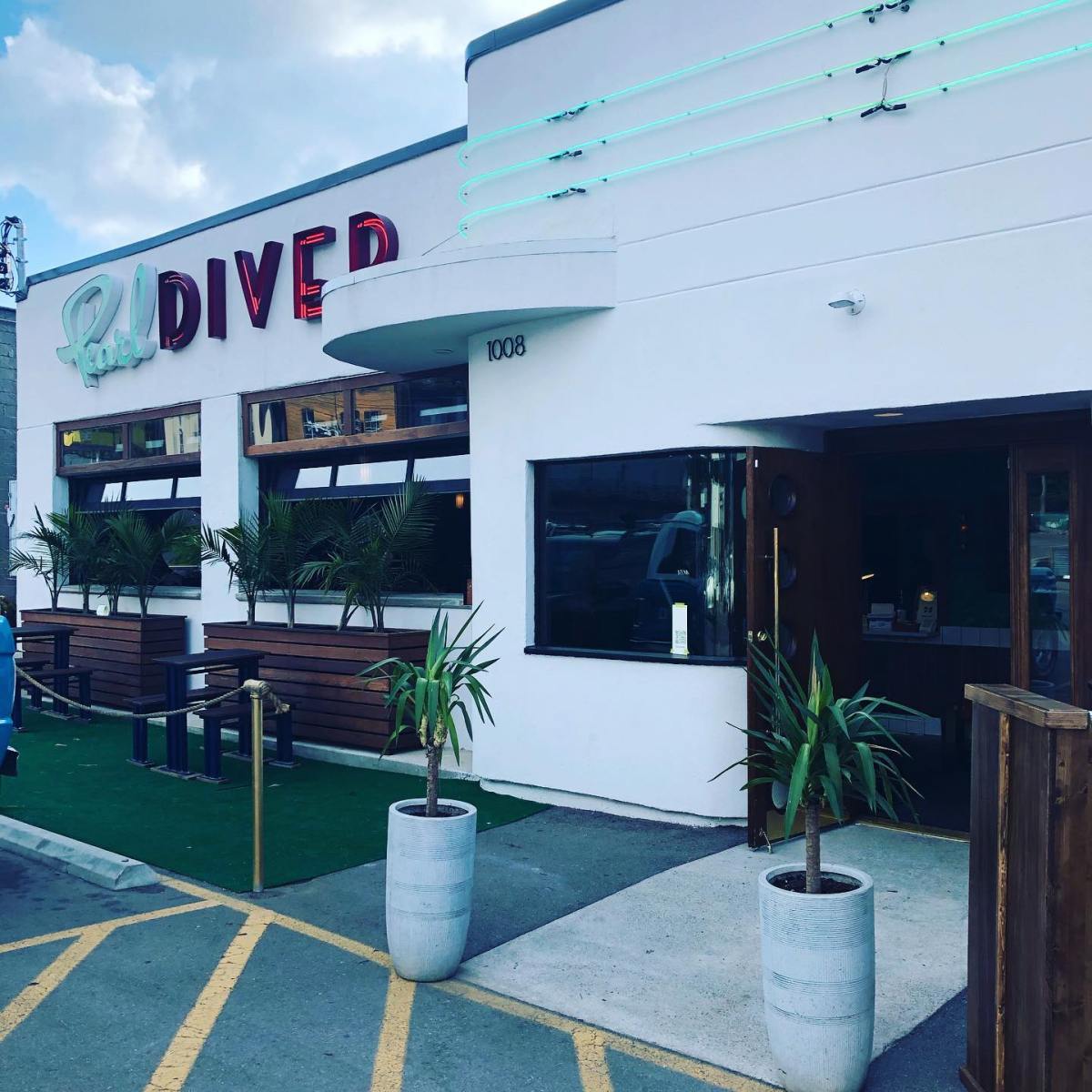 Pearl Diver In Nashville Will Give You A Taste Of The Island Life