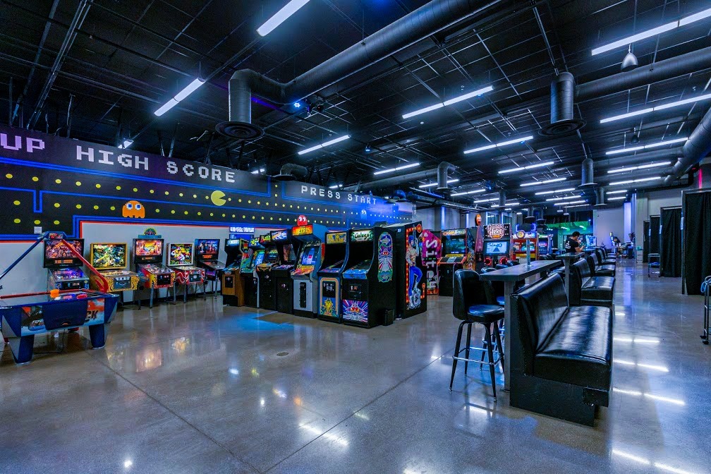 Travel Back In Time When You Visit Riverside Game Lab, An Arcade Bar In ...