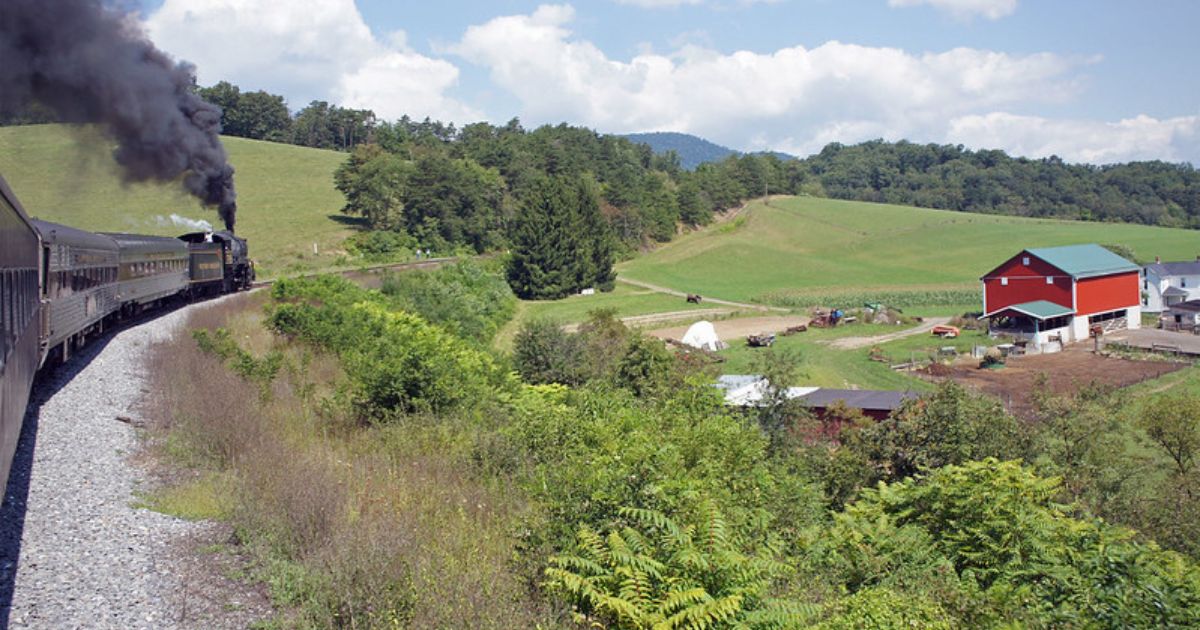 These Awe-Inspiring Scenic Train Rides In Maryland Are Perfection