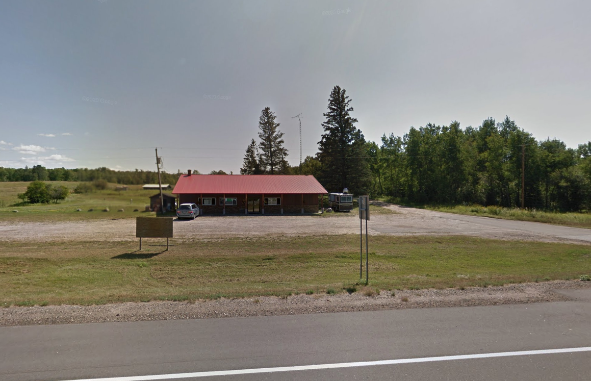 A Middle-Of-Nowhere Restaurant, Knob and Kettle Is A Must-Stop Spot For ...