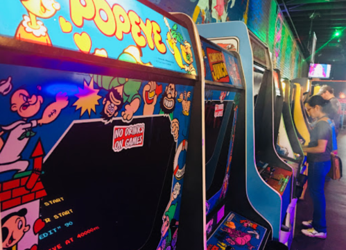 Travel Back In Time At FlashBack RetroPub, An Arcade Bar In Oklahoma