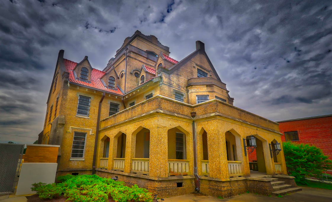 The Most Unique Jail In Louisiana Has A Haunting Backstory