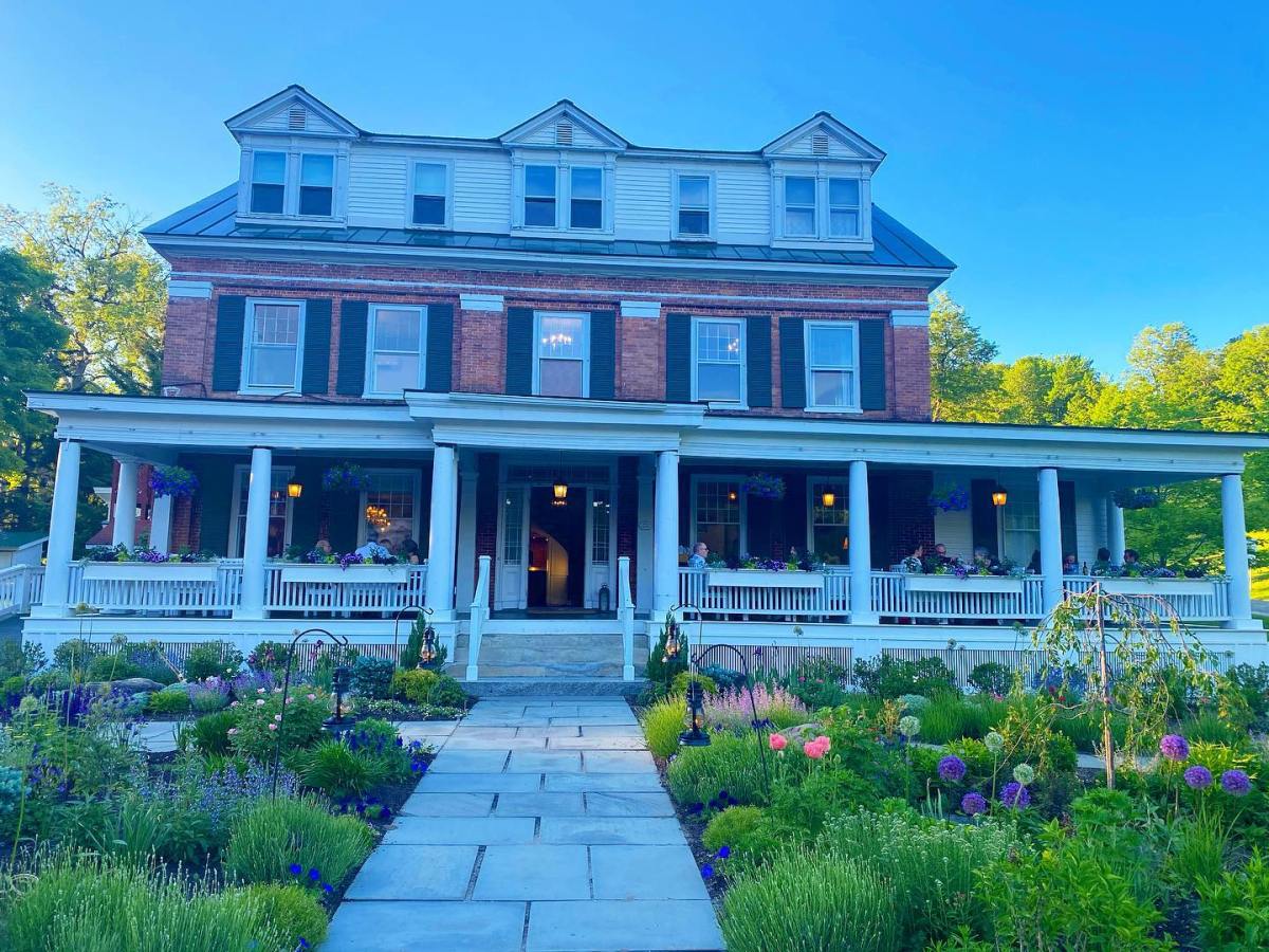 Escape To Your Own Oasis When You Stay At This Vermont Inn