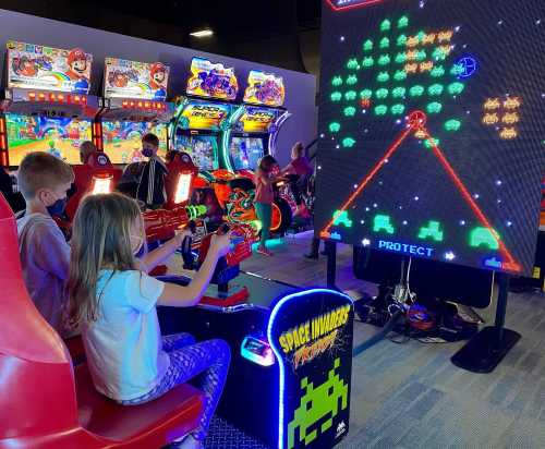 Stratosphere Social: Arcade, Bar, And Entertainment Center In Maryland