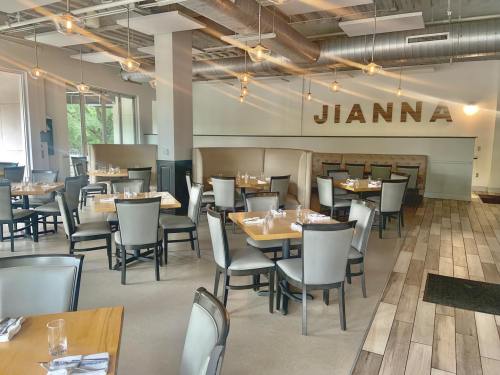 Indulge In Wonderfully Authentic Italian Food At Jianna In South Carolina