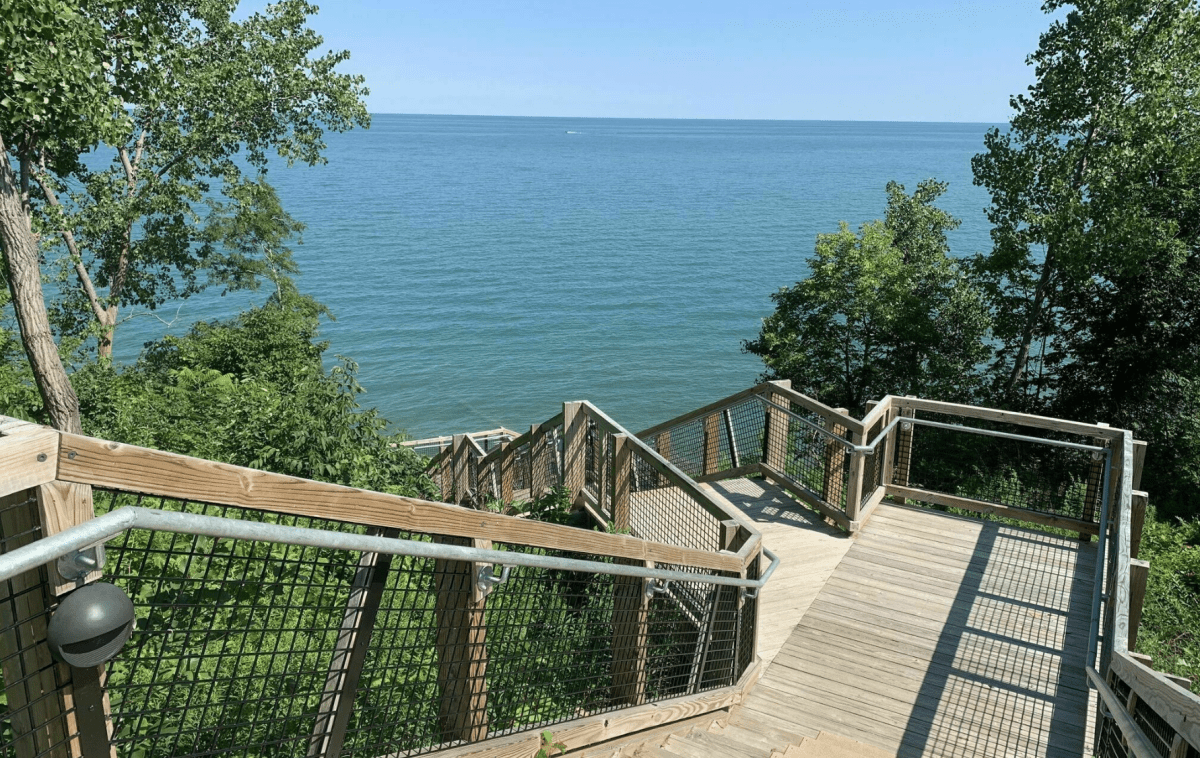 Eagle View, Shoreline, Bluff, And Lakeview Loop Trail: Great Ohio Hike
