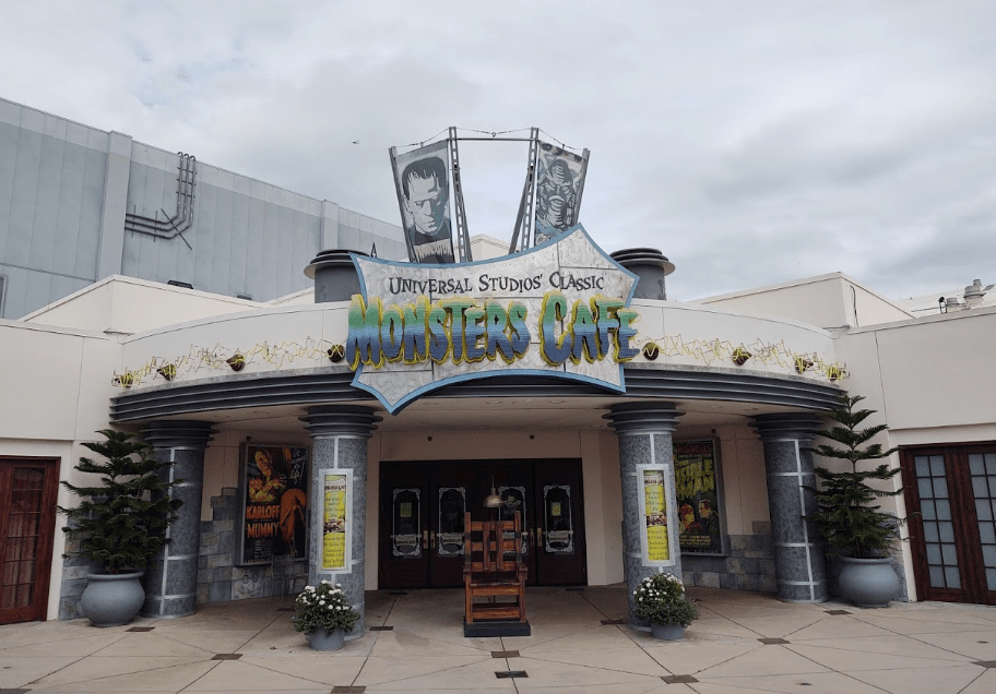 The Classic Monsters Cafe In Florida Has Horror-Themed Dining
