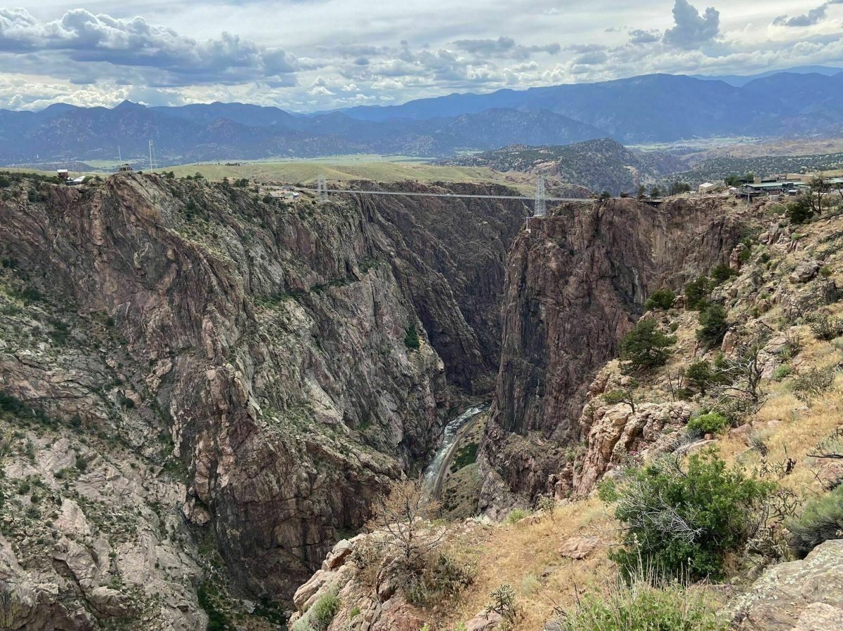 The Royal Gorge Overlook Loop Is A Short Colorado Hike With A View