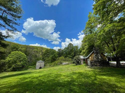 Take The South Litchfield Hills Scenic Drive In Connecticut