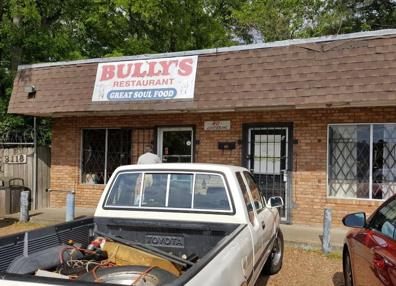 Bully's Restaurant In Mississippi Is Known Nationwide For Its Soul Food
