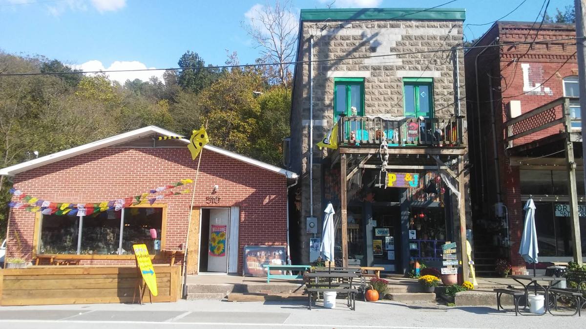 The Historic Makanda Boardwalk In Illinois Is One-Of-A-Kind