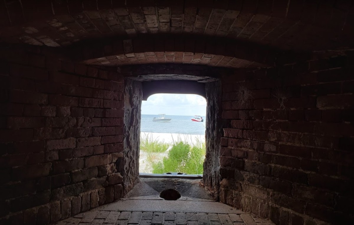 Ship Island: A Mississippi Beach With Its Own Fort%%page%% %%sep ...