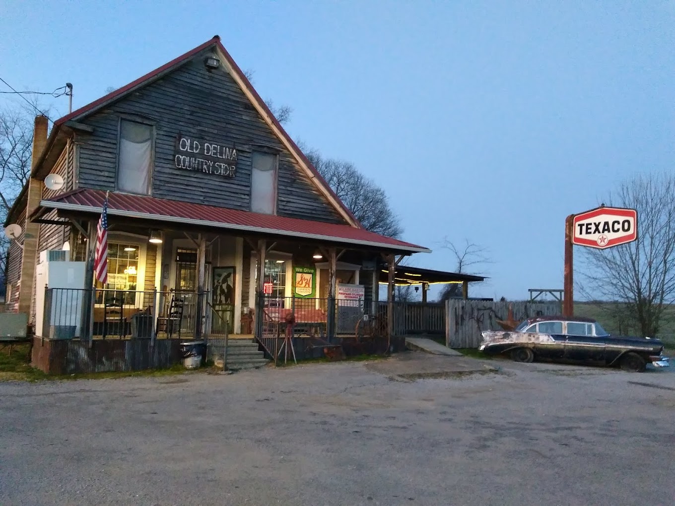 A Trip To One Of The Oldest General Stores In Tennessee Is Like ...