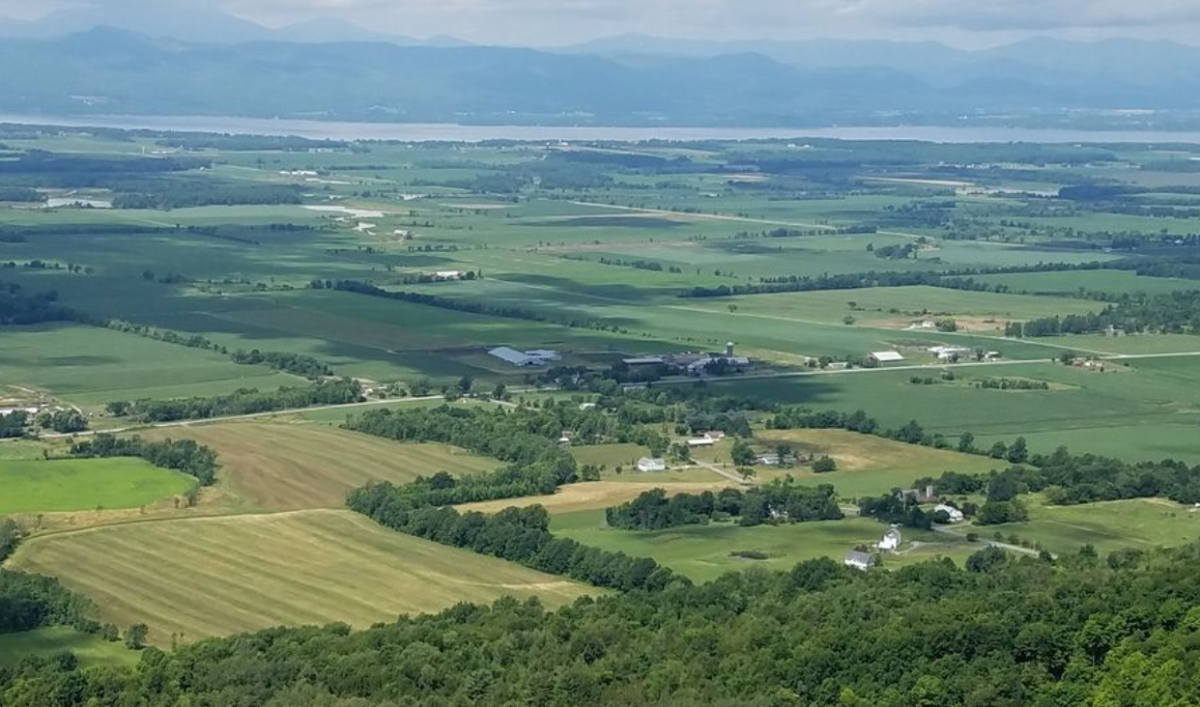 For Scenic Views And Birdwatching Hike This Loop Trail In Vermont