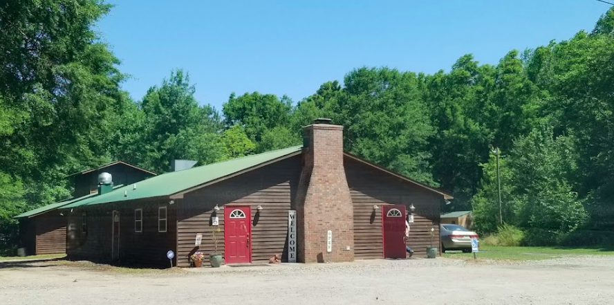 Country Boys Cooking In Georgia Offers Steak Slow-Cooked Over Charcoal ...