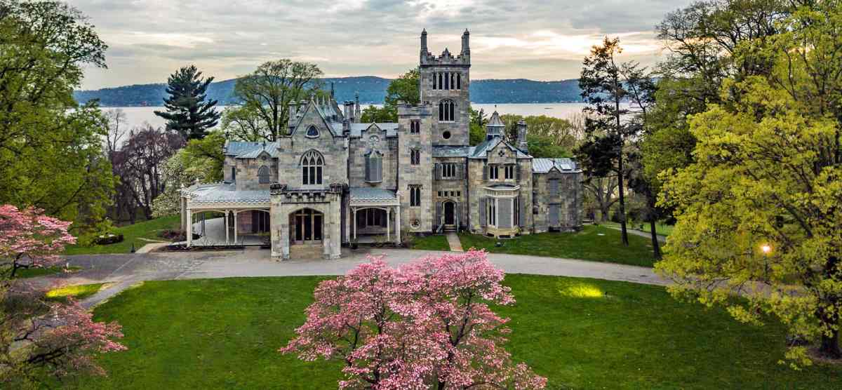 This Beautiful Castle In New York Looks Straight Out Of A Fairy Tale