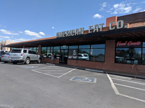 American Eats Company Is An Arizona Food Hall With 7 Restaurants