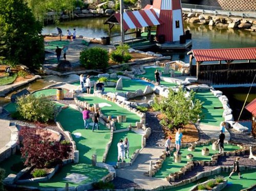 The Outdoor Fun Park In New Hampshire That’s Perfect For A Family Day Trip