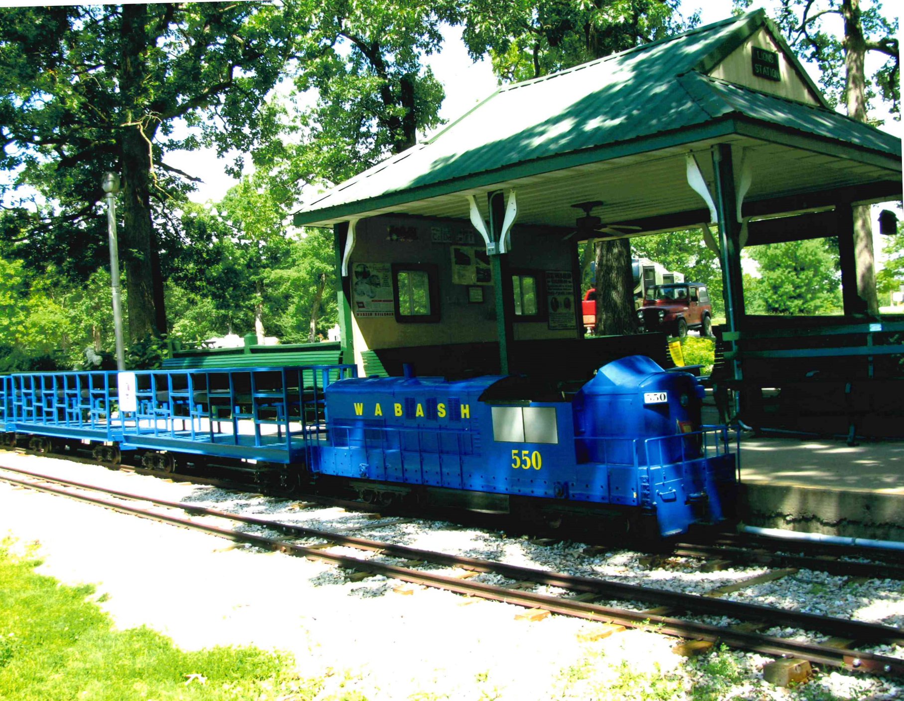 Climb Aboard The Moberly Mini Train In Missouri For A One-Of-A-Kind ...