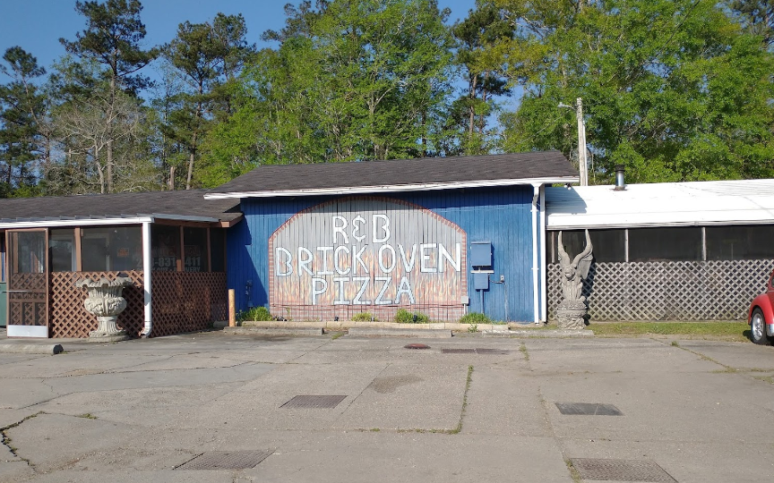 Don't Make The Mistake Of Passing Up R&B Brick Oven Pizza