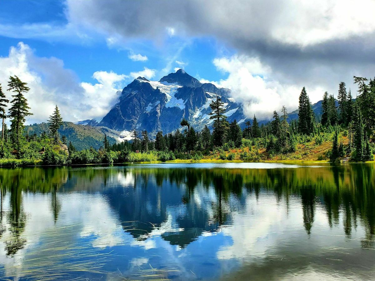Hike Scenic Views In Washington At Picture Lake%%page%% %%sep ...