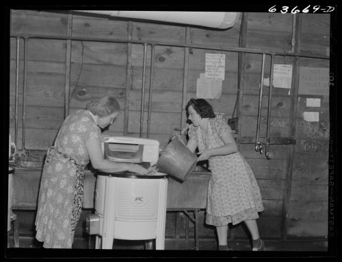 Here Are 11 Vintage Photos From Detroit In The 1940s