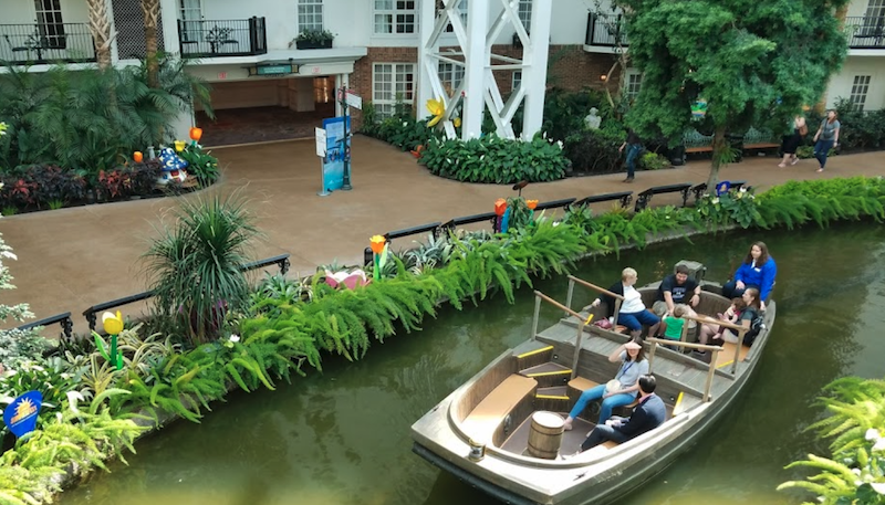 Take A Ride On This One-Of-A-Kind Canal Boat In Tennessee