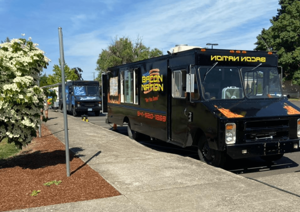 Bacon Nation Is An Amazing Bacon-Themed Restaurant In Oregon